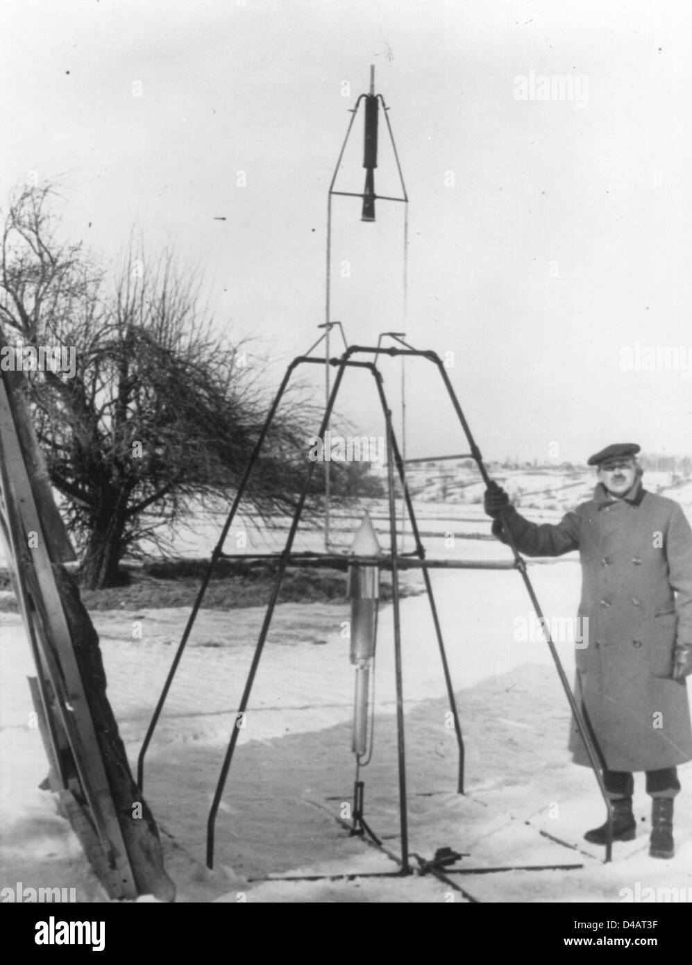 Robert goddard’s rocket hi-res stock photography and images - Alamy