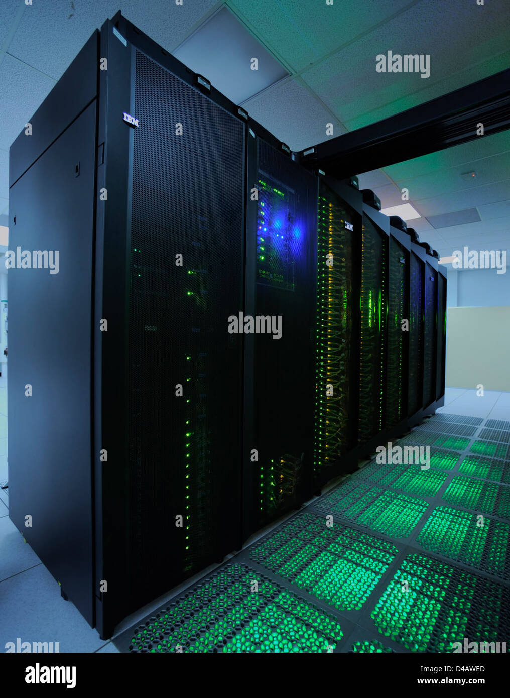 Nasa supercomputer hi-res stock photography and images - Alamy