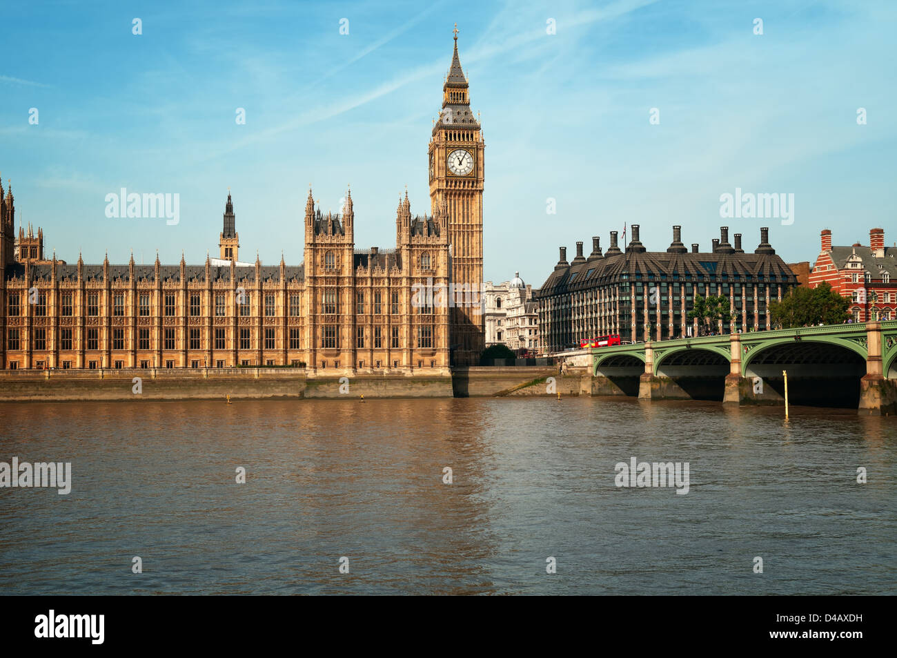 Houses of Parliament view from across the River Thames Stock Photo - Alamy