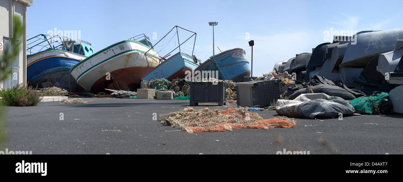 Pozzallo hi-res stock photography and images - Alamy