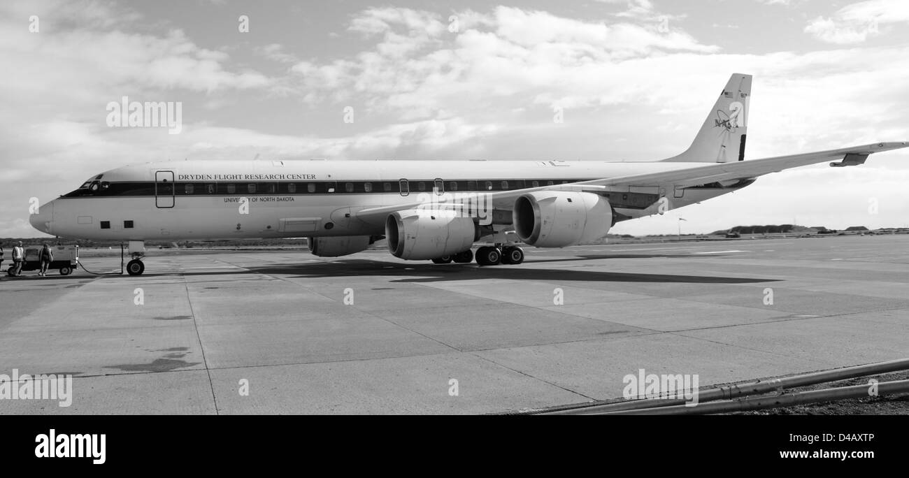 NASA's Operation IceBridge collects detailed data on polar ice in the ...