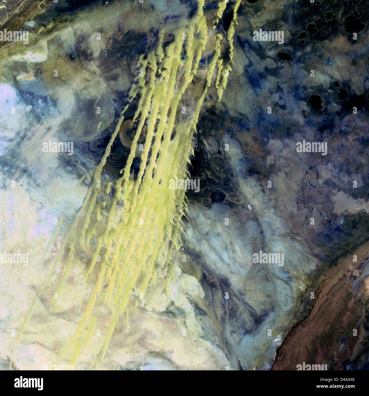 Earth based art hi-res stock photography and images - Alamy