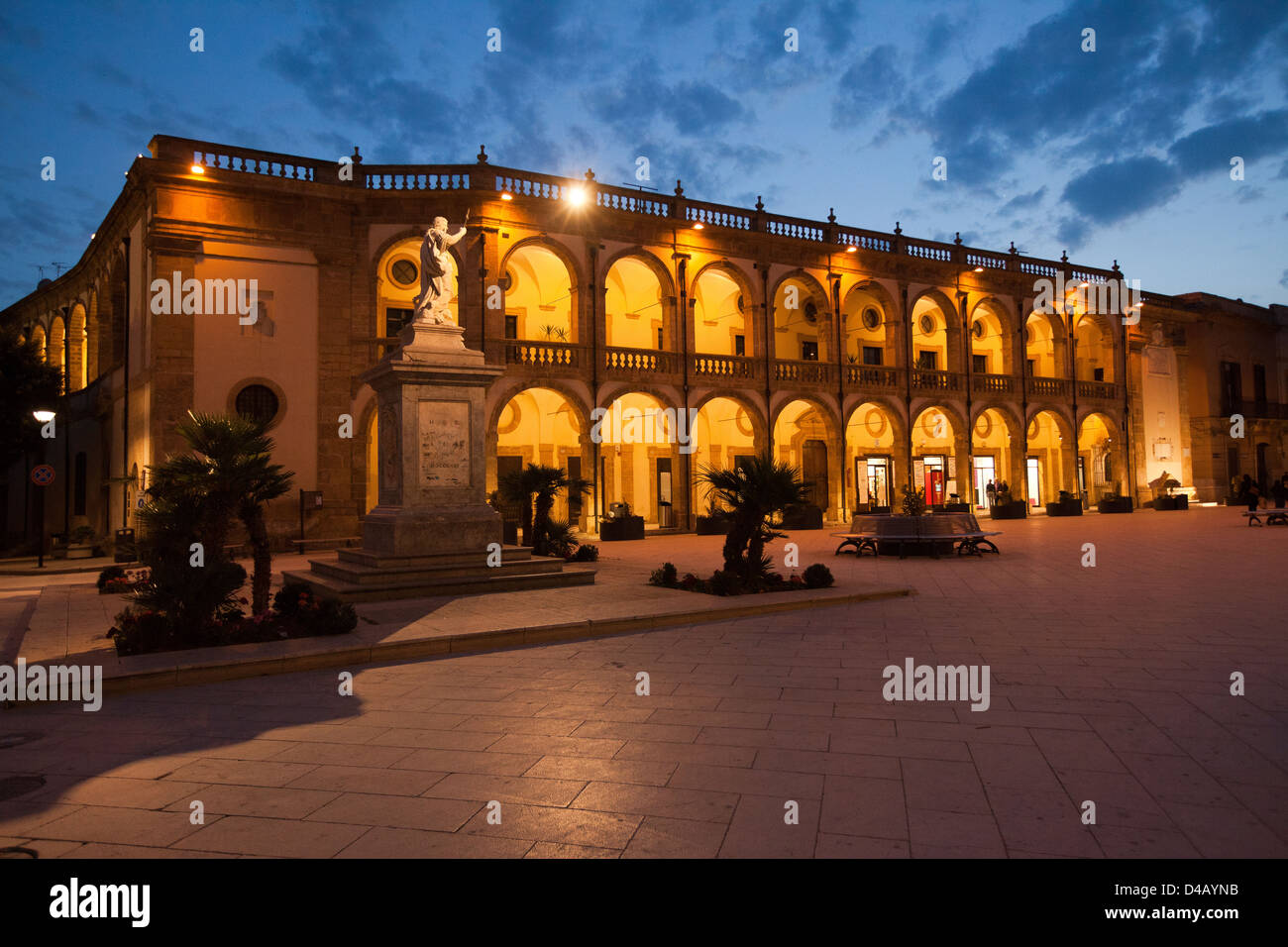 Marsala arch hi-res stock photography and images - Alamy