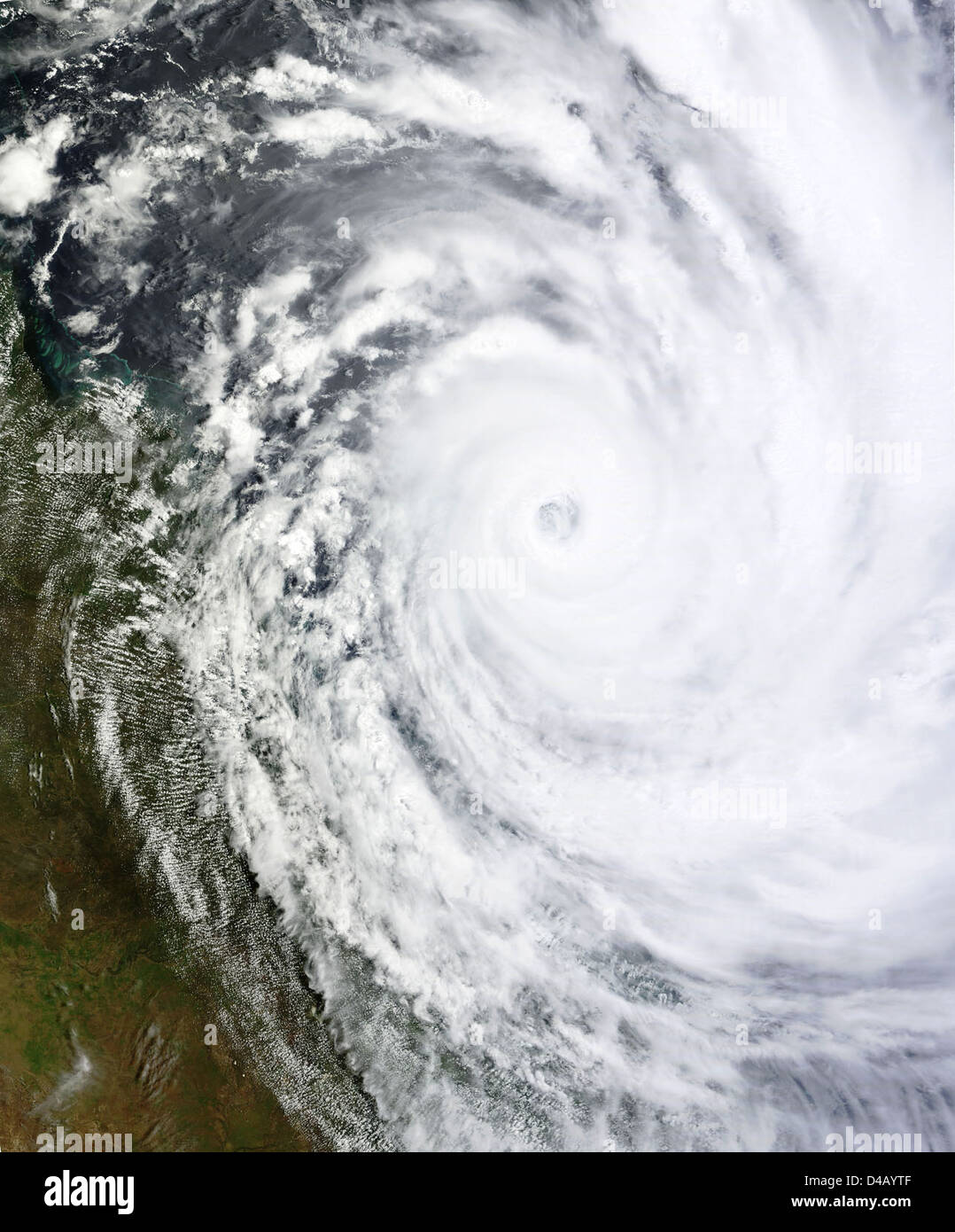 Cyclone yasi hi-res stock photography and images - Alamy