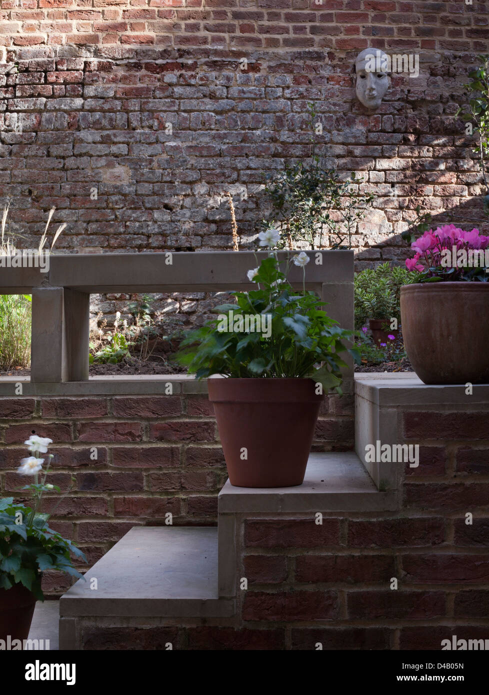 Barnsbury Road, London, United Kingdom. Architect: James Dunnett ...