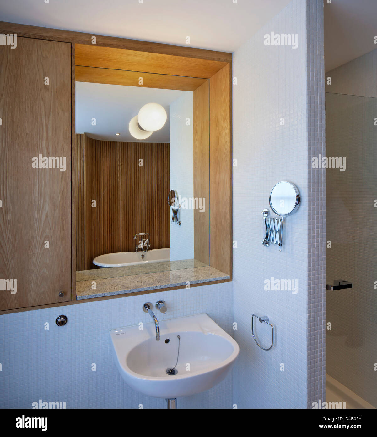 Barnsbury Road, London, United Kingdom. Architect: James Dunnett ...