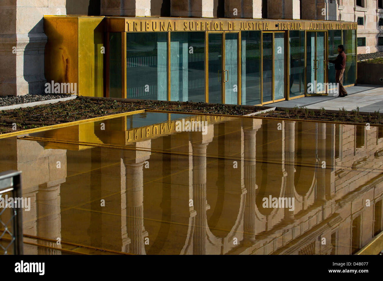 Palacio De Justicia in Burgos, Burgos, Spain. Architect: Primitivo ...