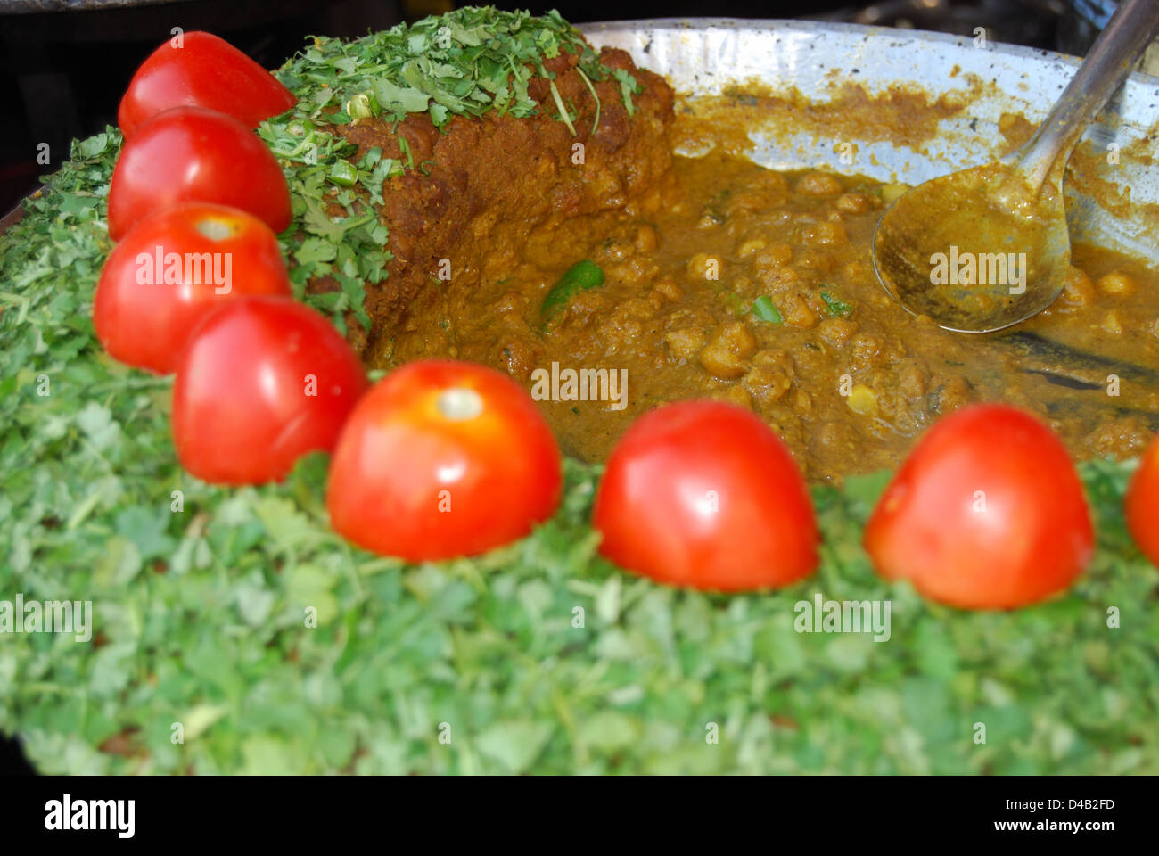 Aloo chaat hi-res stock photography and images - Alamy