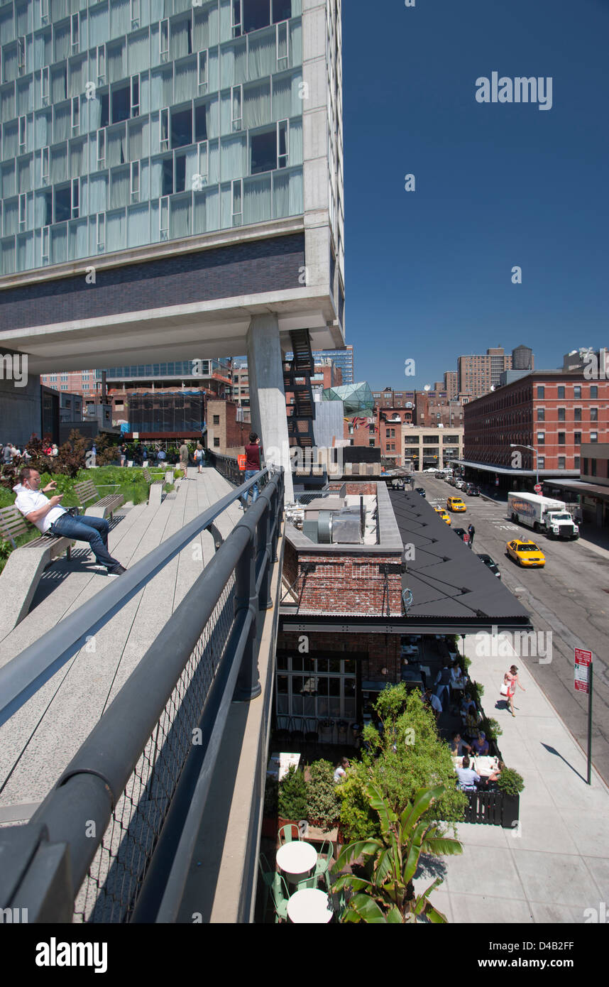 STANDARD HOTEL BUILDING HIGH LINE ELEVATED URBAN PARK CHELSEA MANHATTAN ...