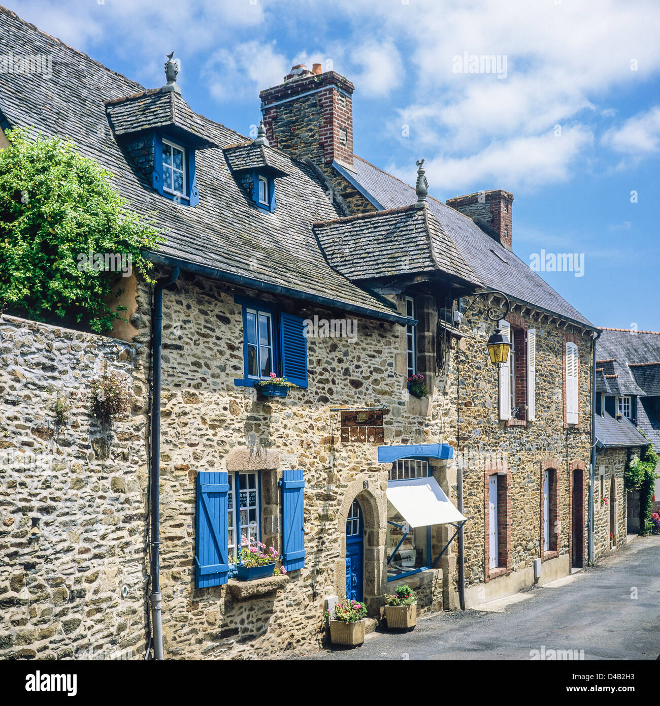Old breton cities hi-res stock photography and images - Alamy