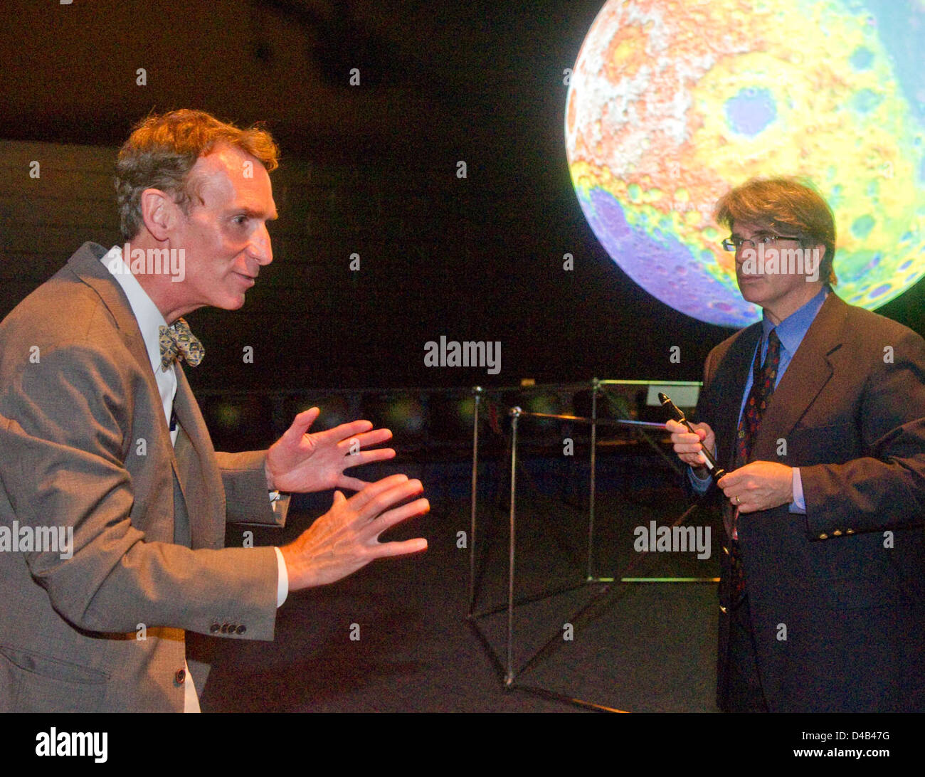 Bill Nye visits Goddard Space Flight Center Stock Photo - Alamy