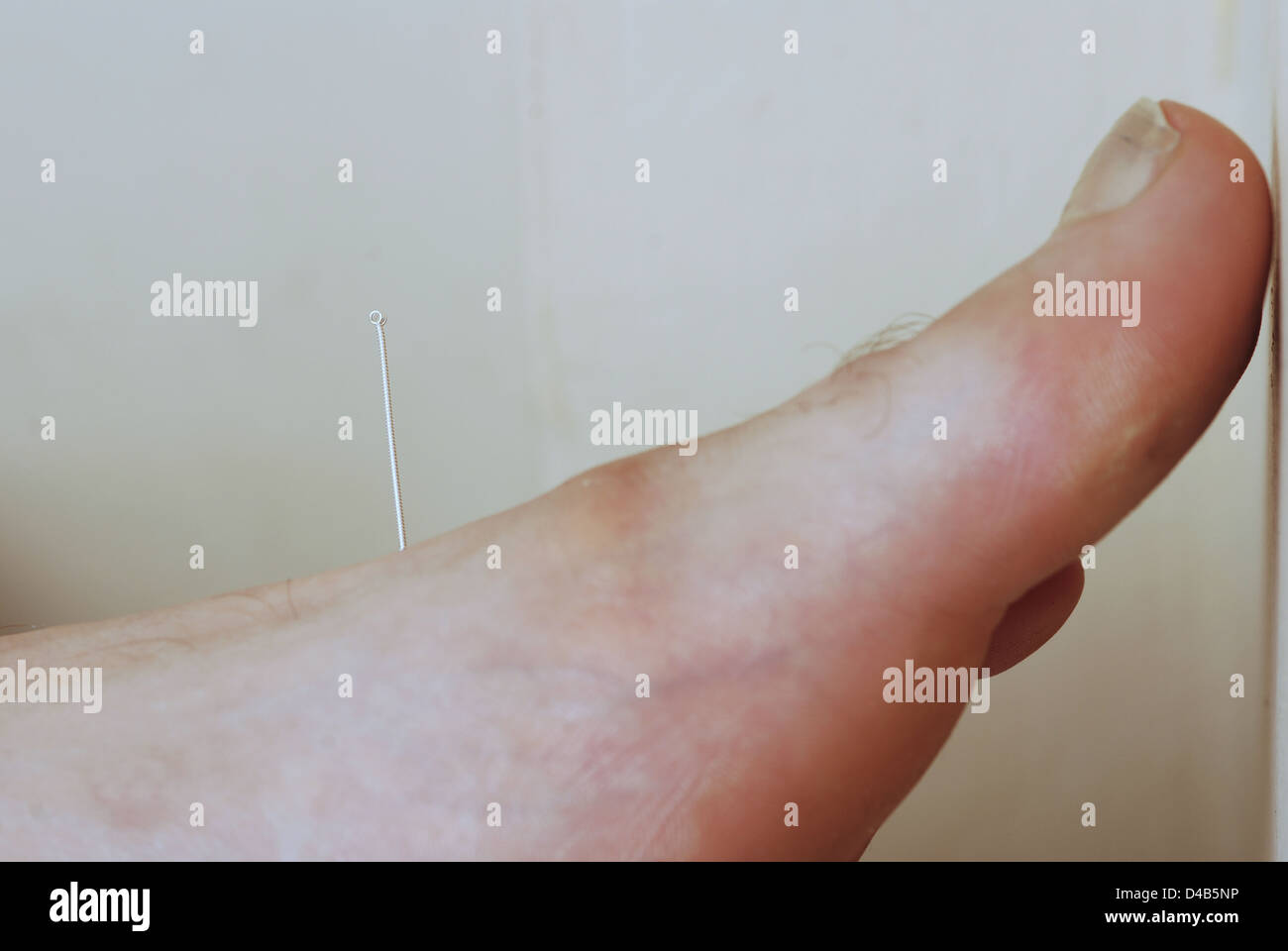 Mans foot hi-res stock photography and images - Alamy
