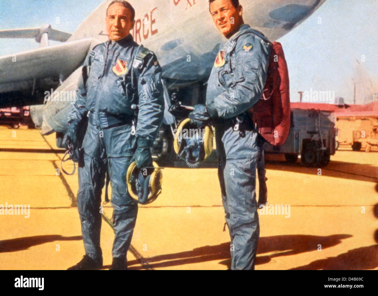 TOWARD THE UNKNOWN (1956) LLOYD NOLAN, WILLAIM HOLDEN, MERVYN LE ROY (DIR) TTUW 001 MOVIESTORE ...