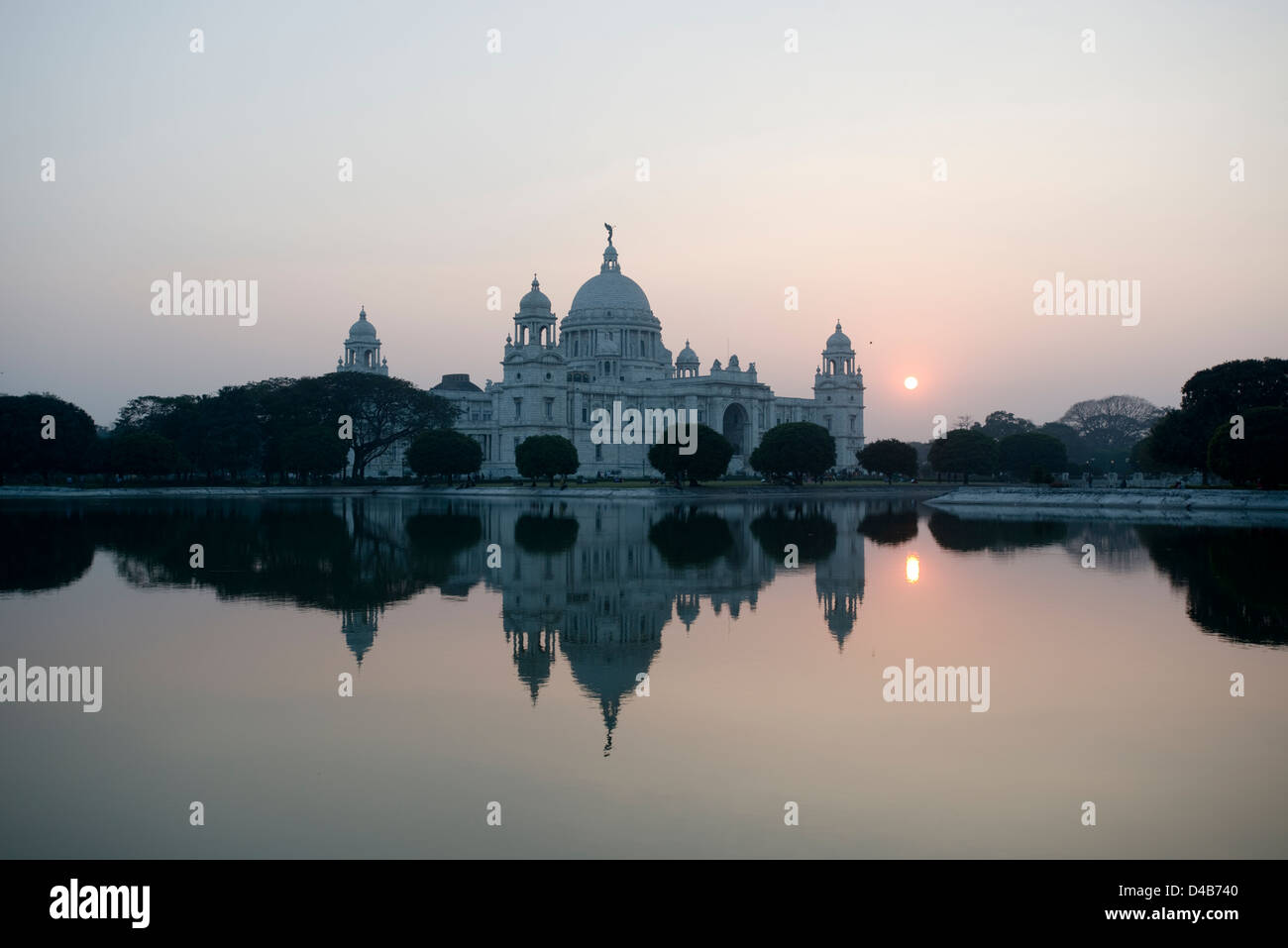 Victoria memorial india hi-res stock photography and images - Alamy
