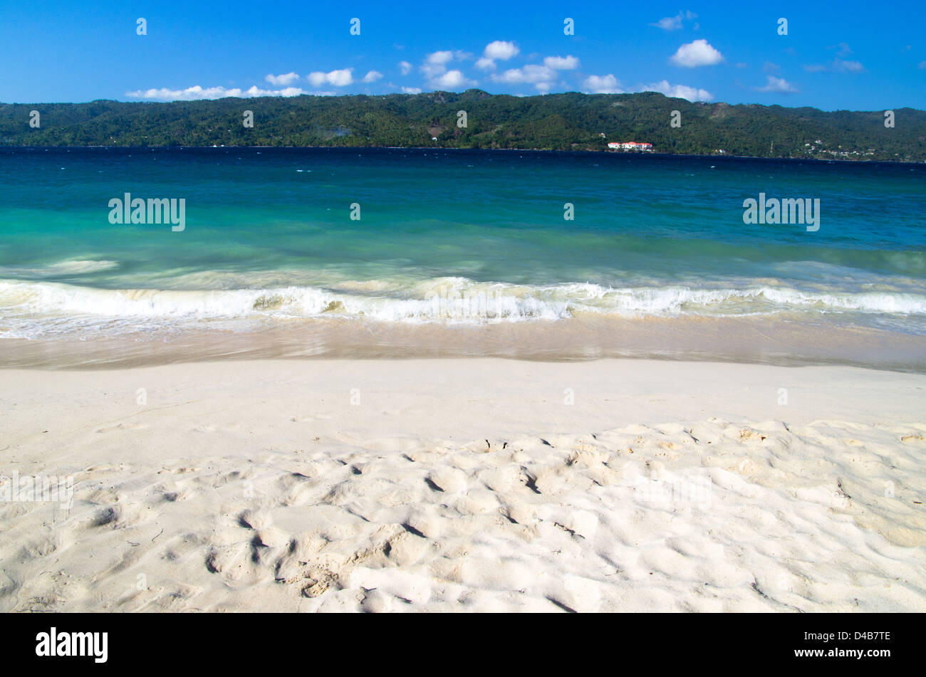 beautiful blue caribbean sea beach Stock Photo - Alamy