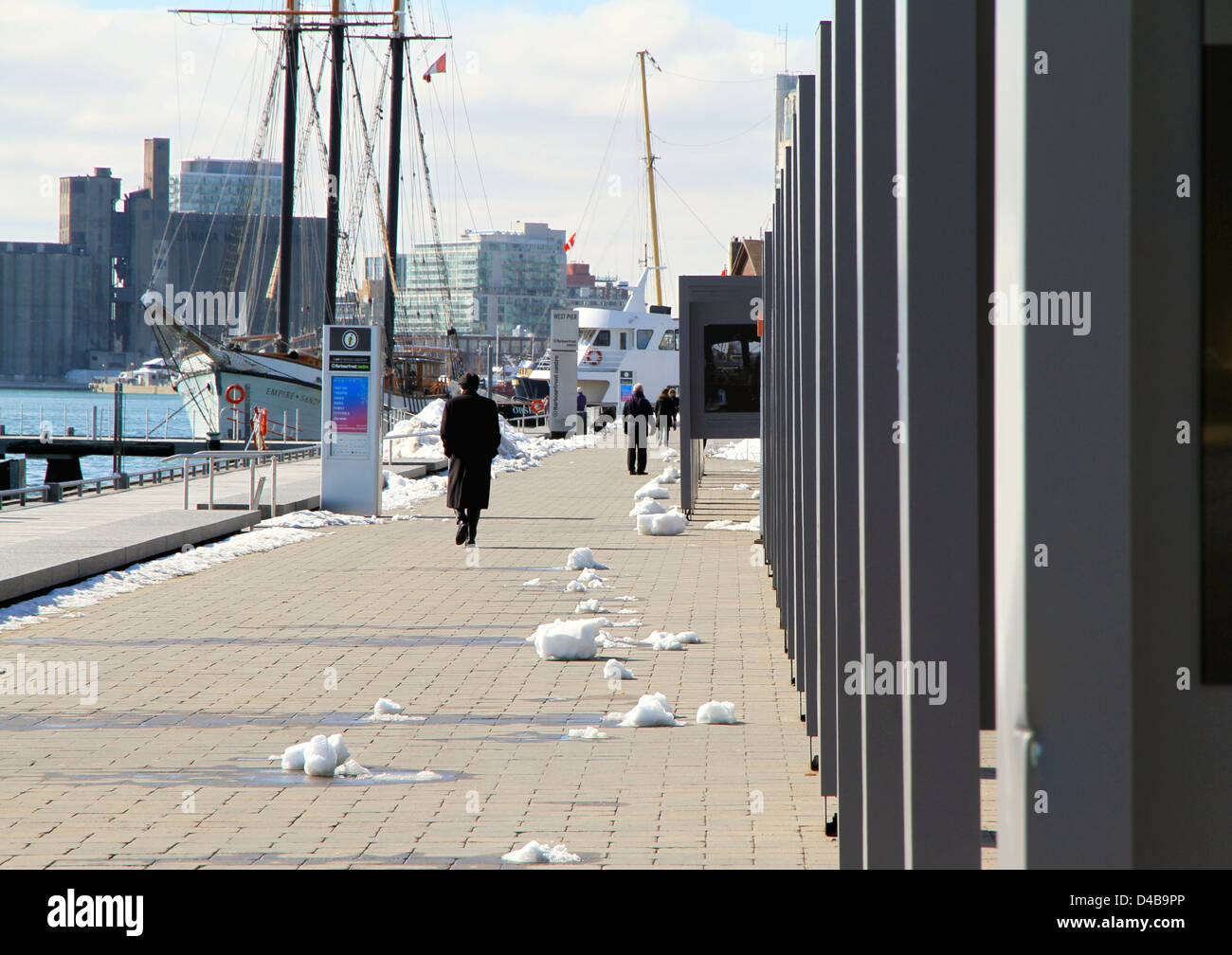 Toronto Lake shore Stock Photo - Alamy