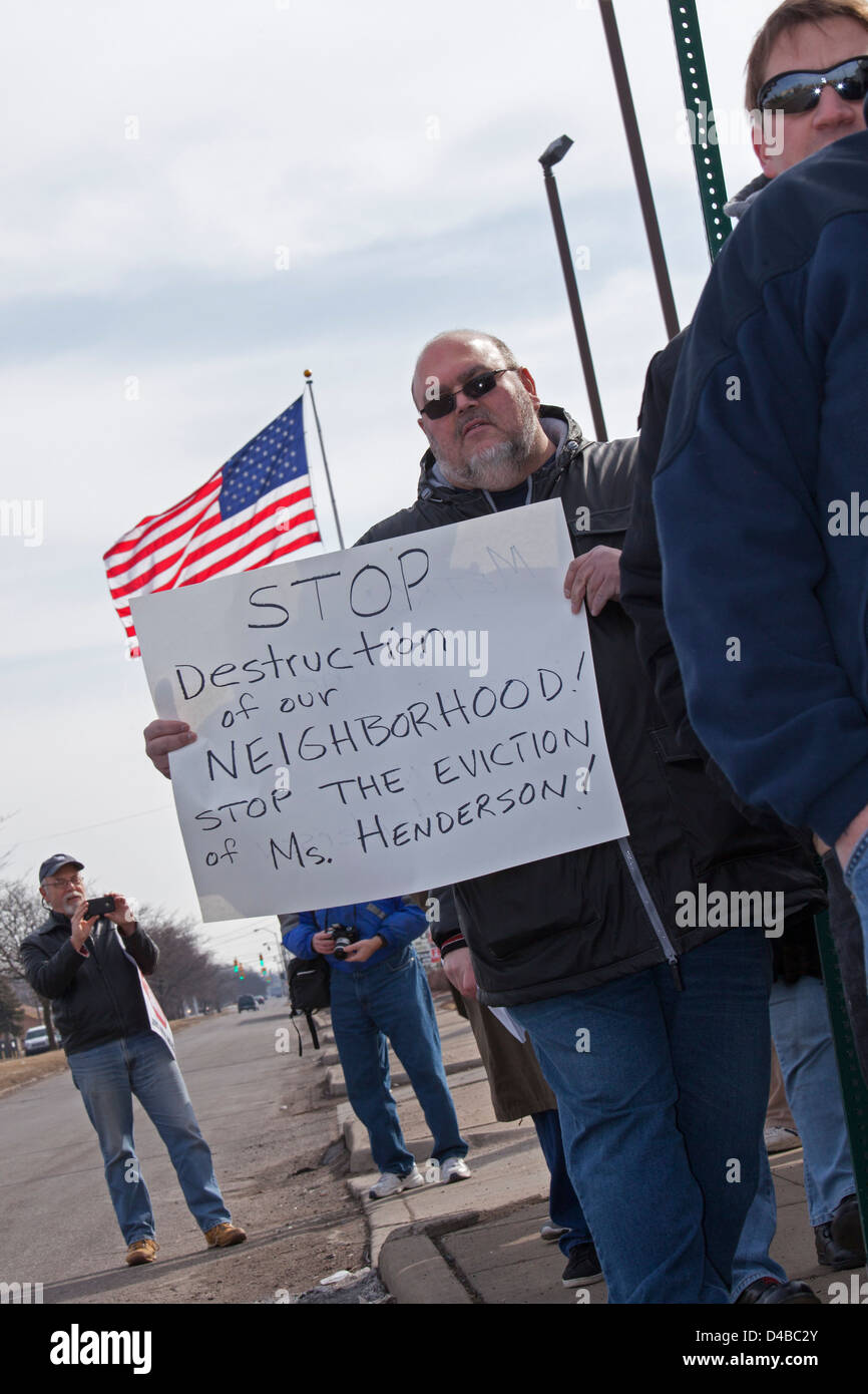 Detroit residents protest eviction of woman from her home of 36 years ...