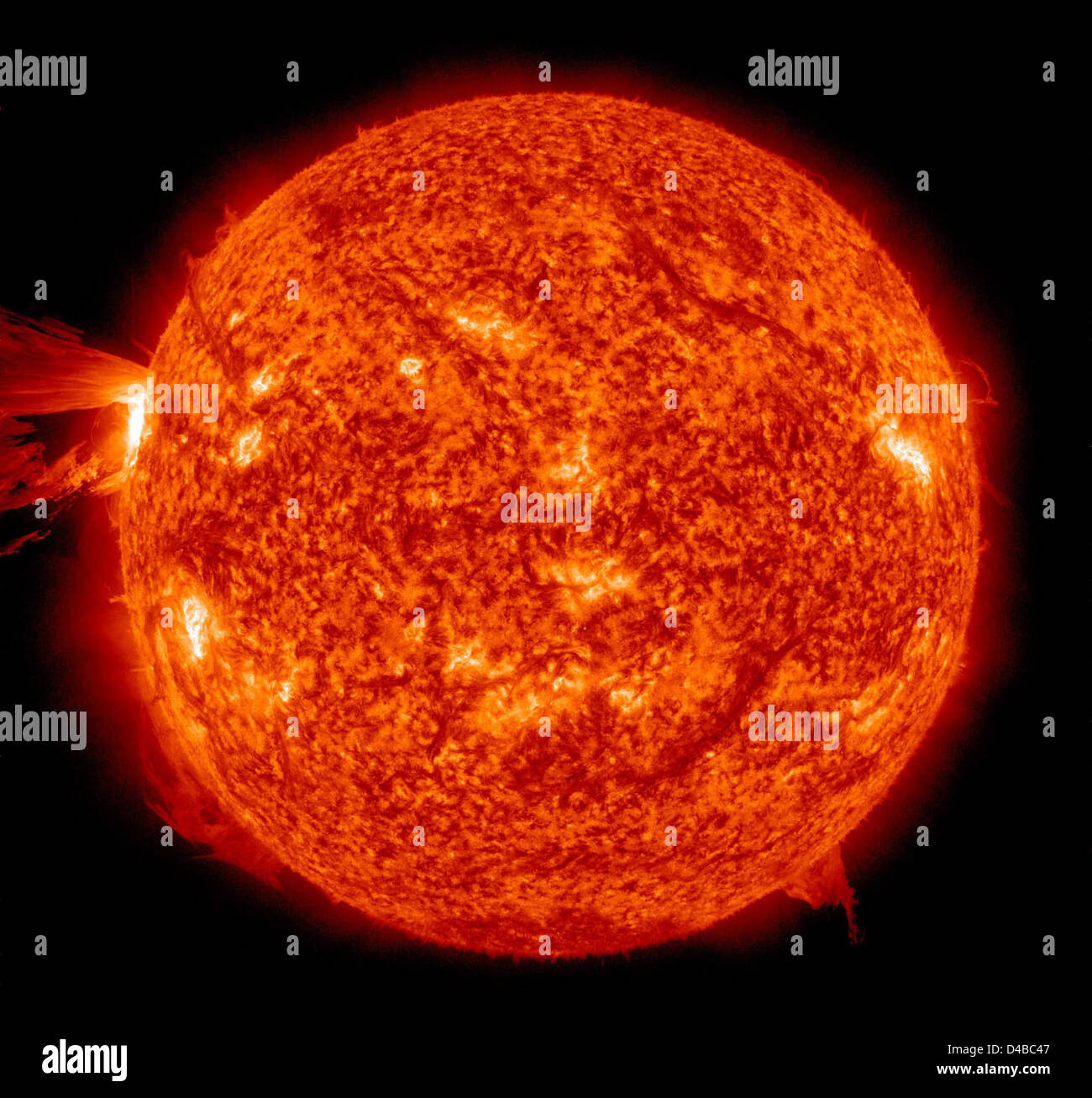 A stunning high-definition image of a Coronal Mass Ejection (CME) from ...