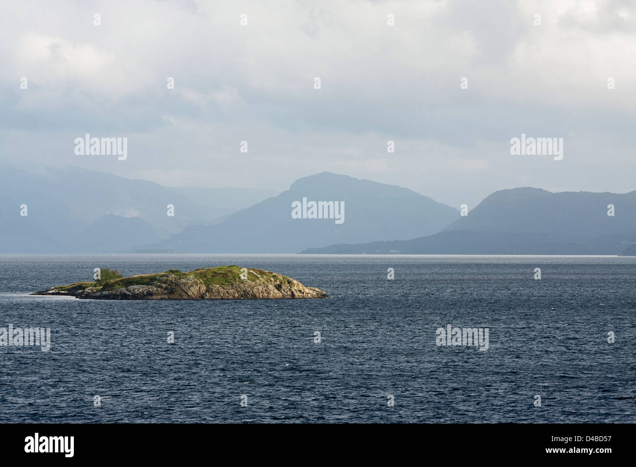 Lone island hi-res stock photography and images - Alamy