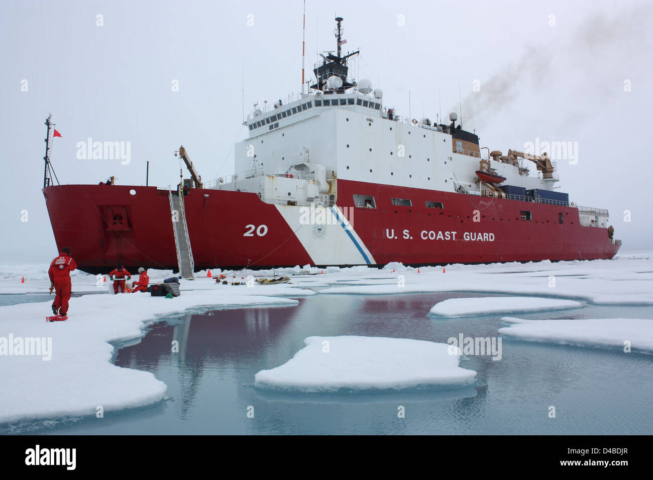 NASA's Healy ship reaches the 3rd ice station in the Arctic Ocean, part ...