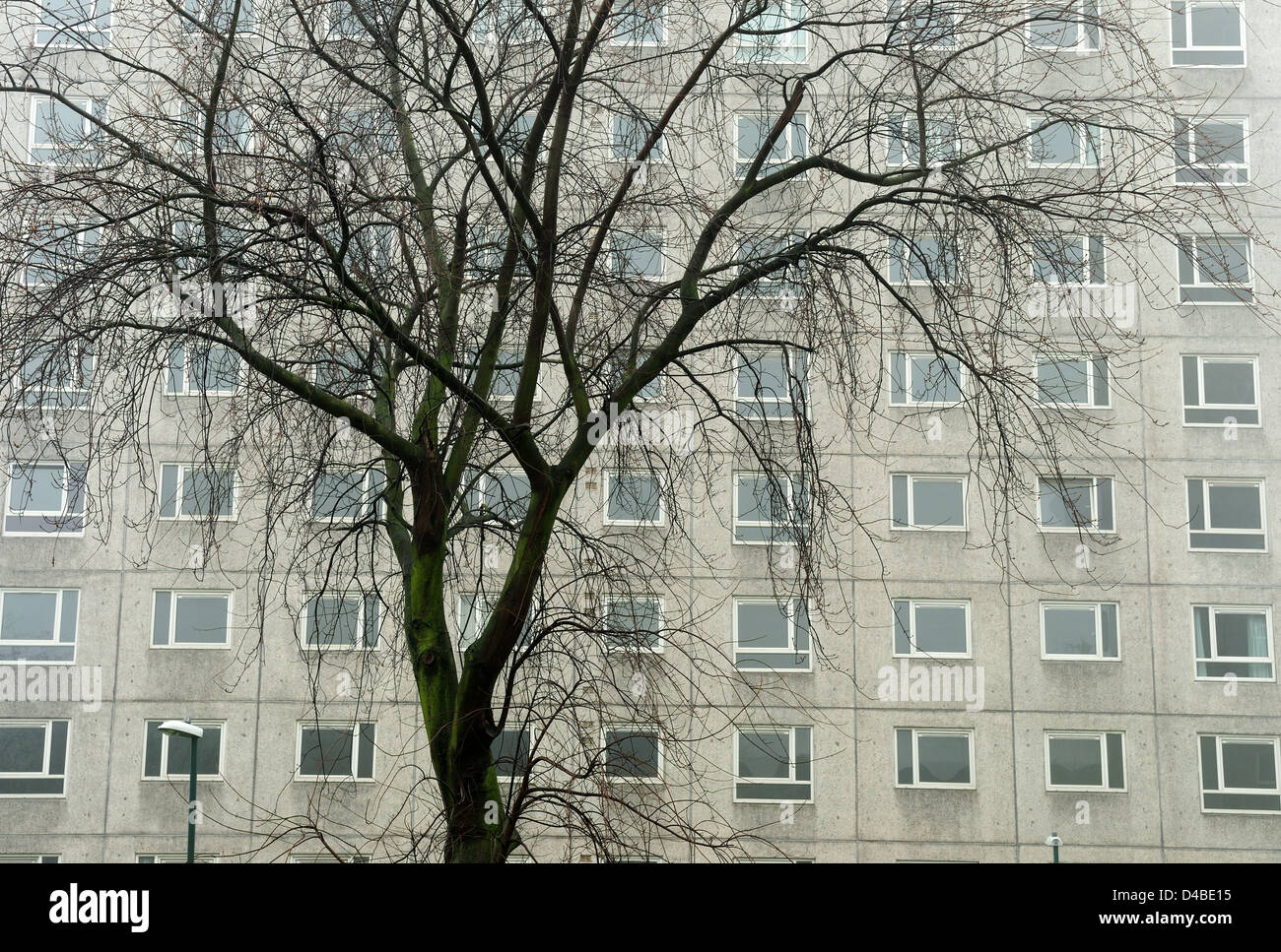High rise flats nottingham uk hi-res stock photography and images - Alamy