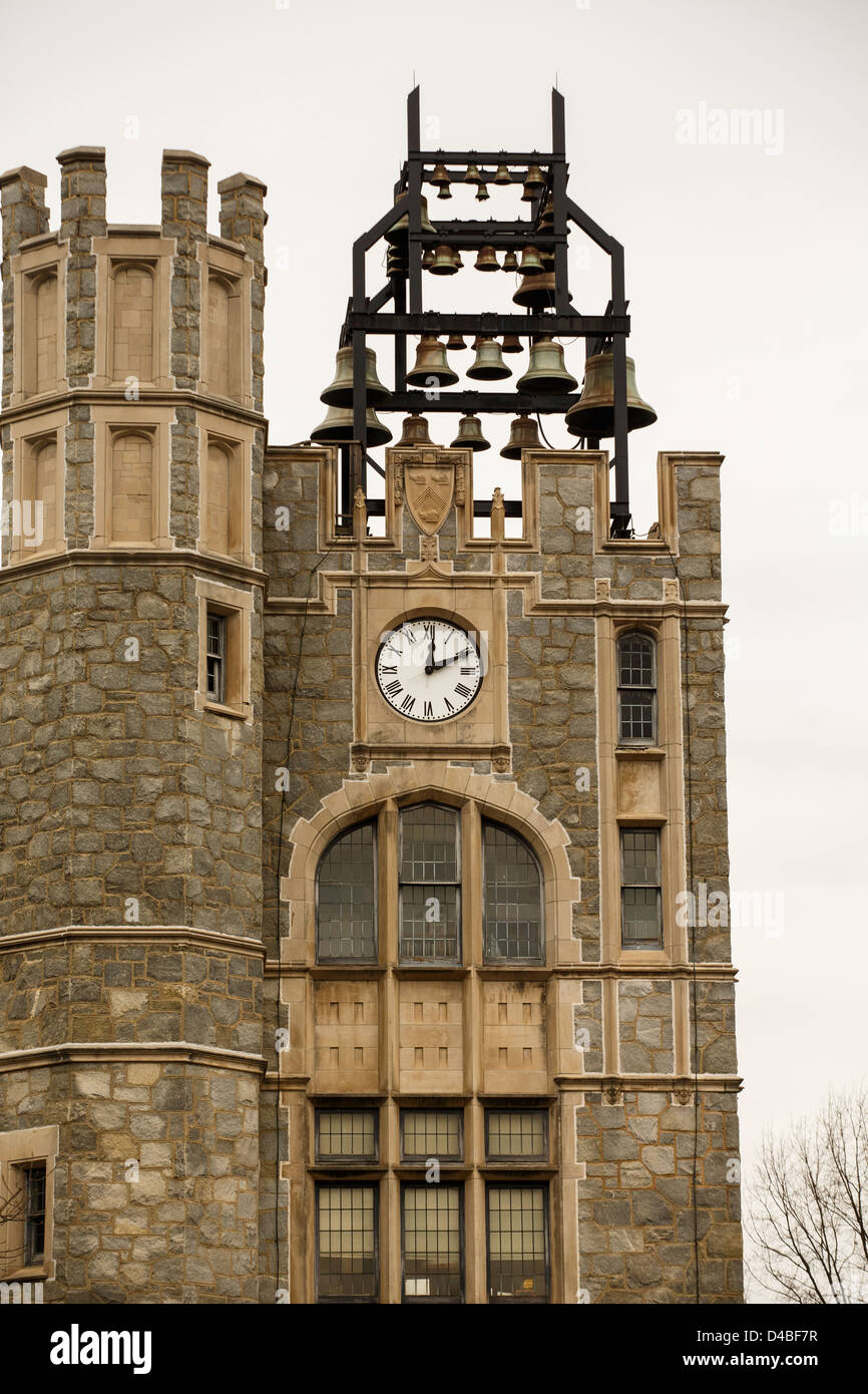 Old stone building tower hi-res stock photography and images - Alamy