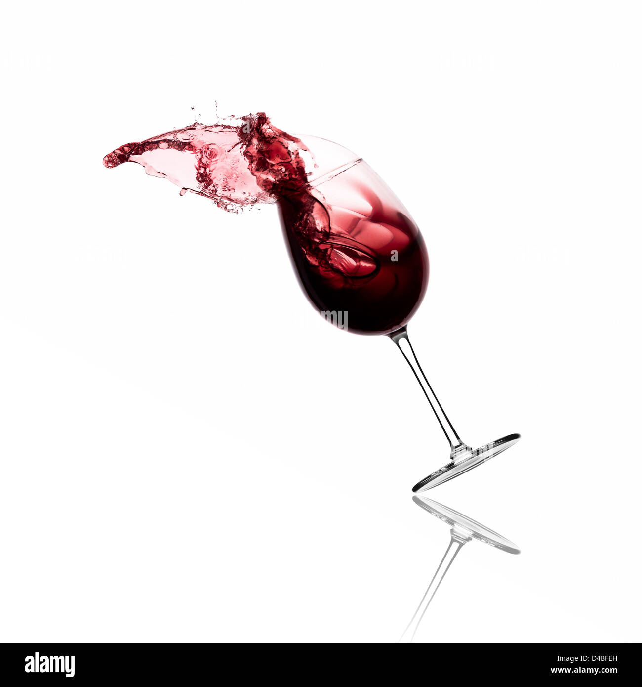 Red wine splashing out glass hi-res stock photography and images - Alamy