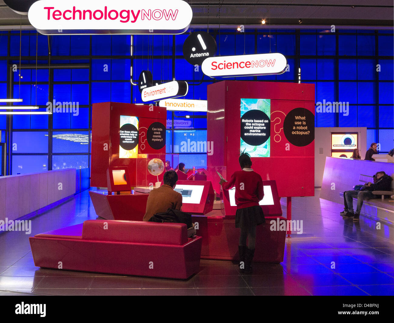 Kensington science museum hi-res stock photography and images - Alamy