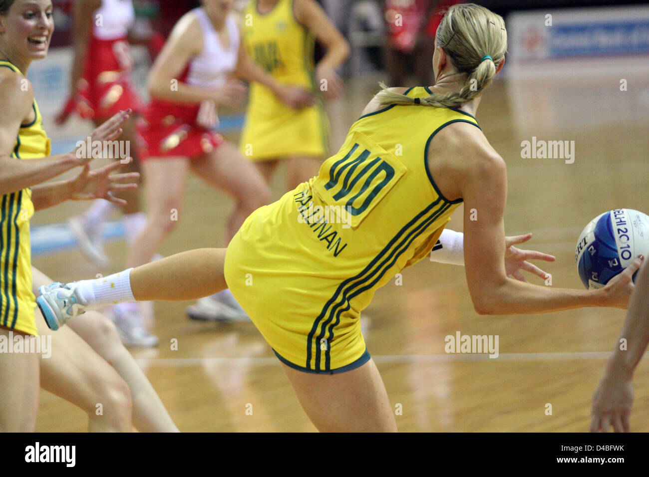 Womens netball hi-res stock photography and images - Alamy