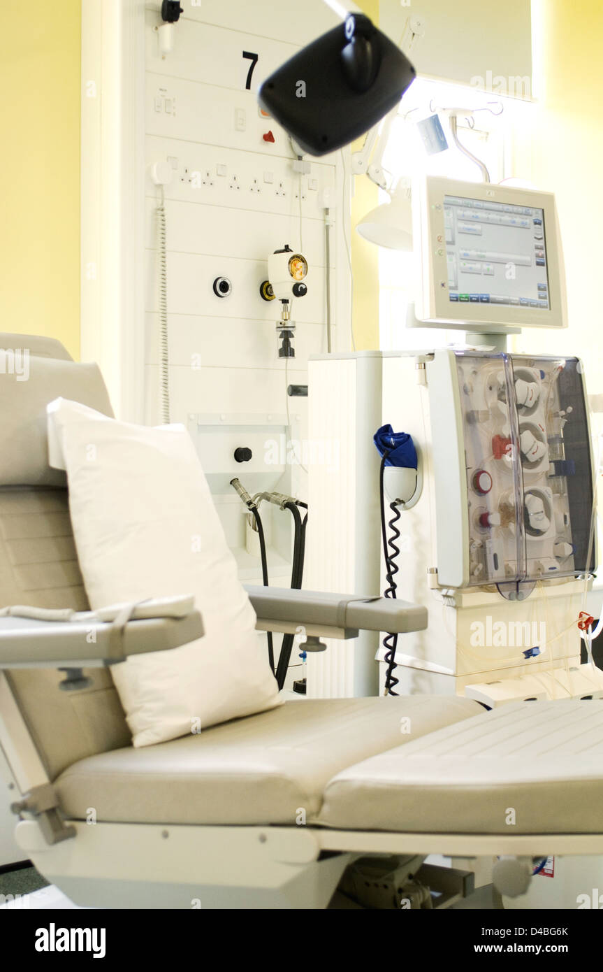 UK Empty bed in renal dialysis department London hospital hemodialysis ...