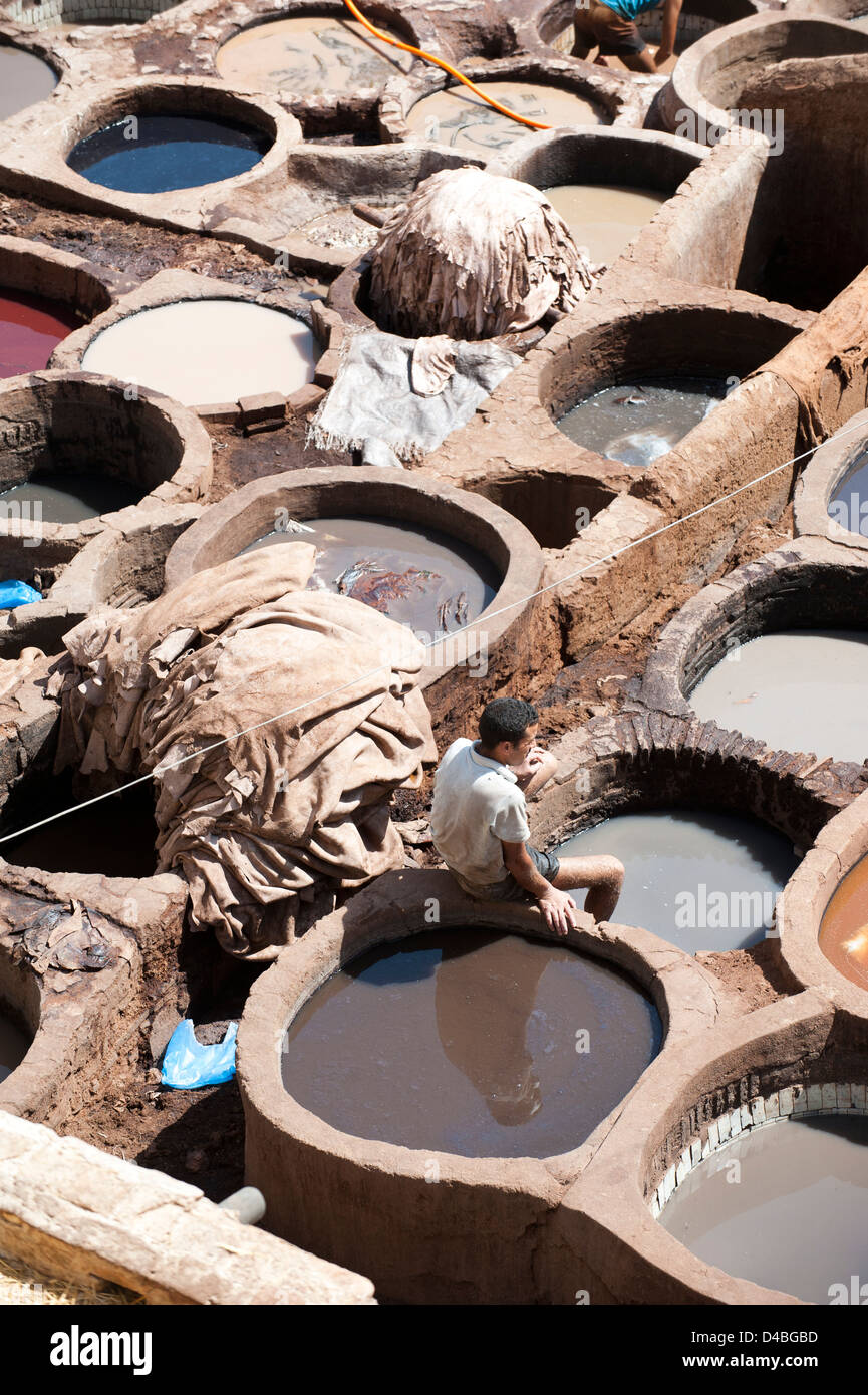 Leather tanning, Fes, Morocco Stock Photo - Alamy