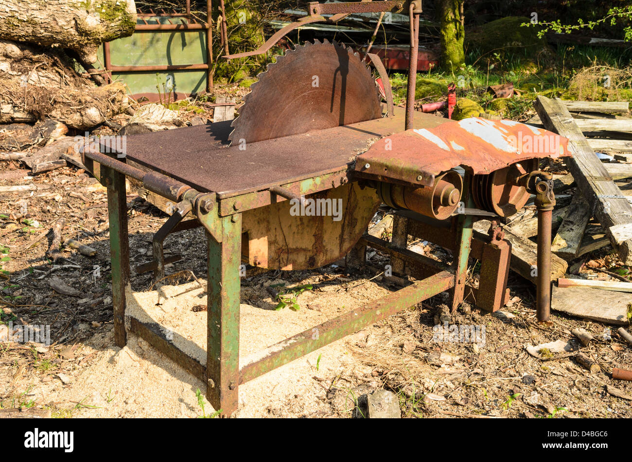 A circular saw in a farmyard Stock Photo - Alamy