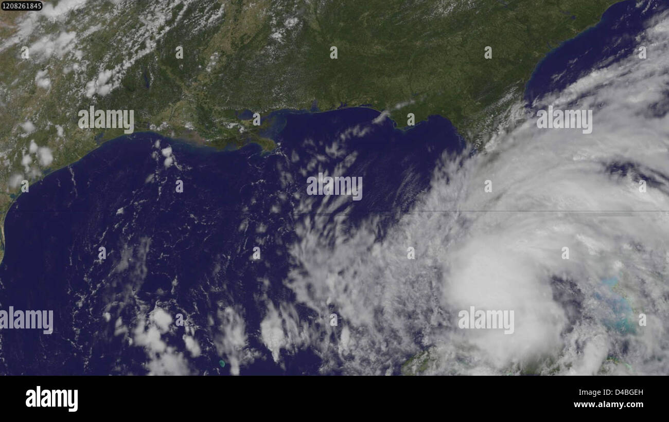 NASA's satellite captured the movement of Tropical Storm Isaac as it ...