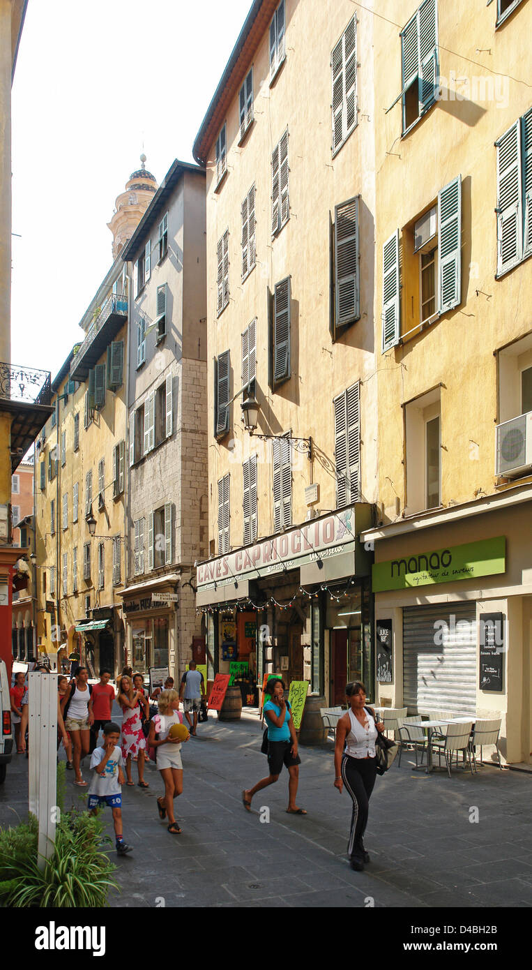 Street of the old town at Nice Stock Photo - Alamy