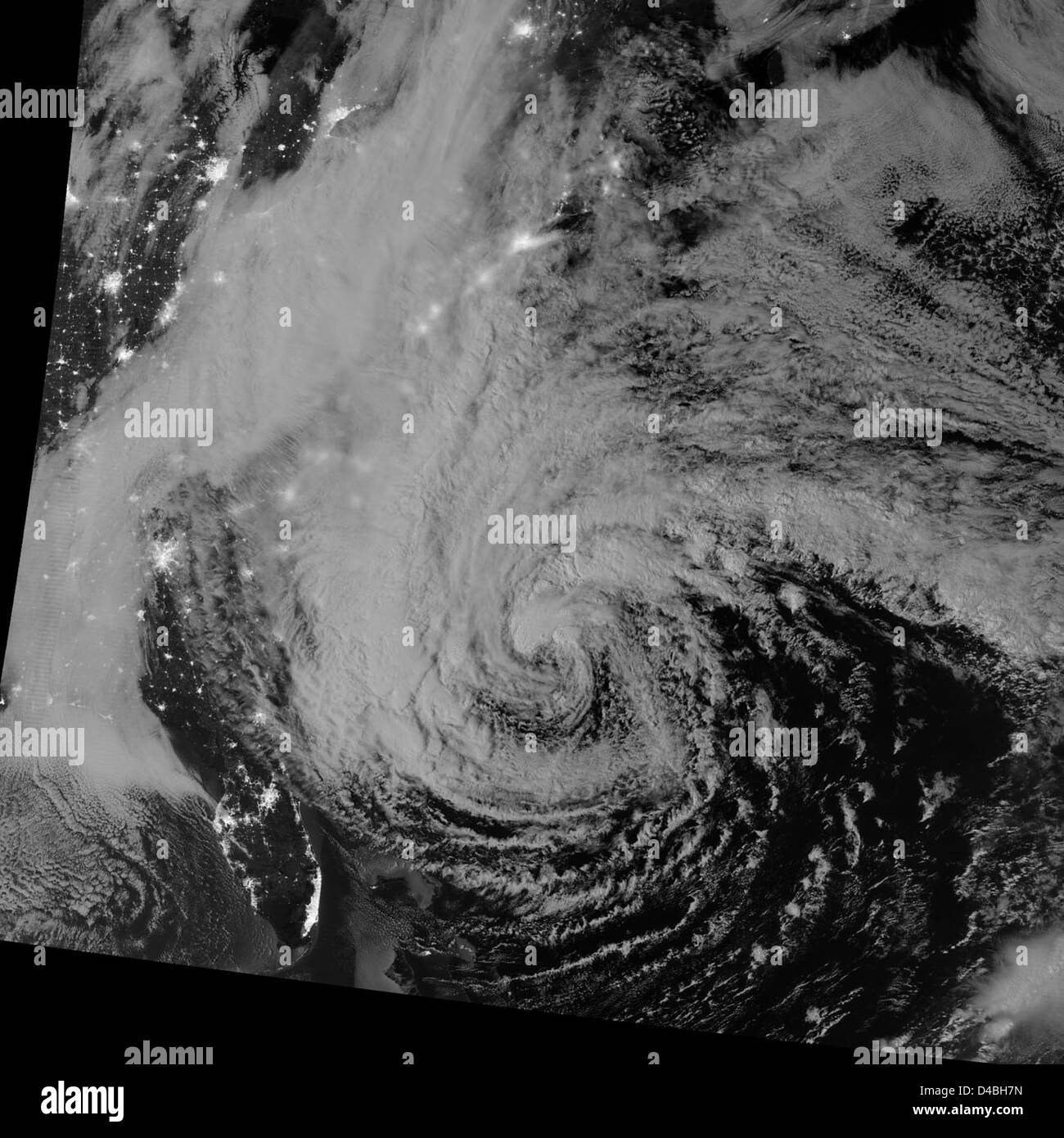 NASA's Goddard Space Center captured nighttime imagery of Hurricane ...