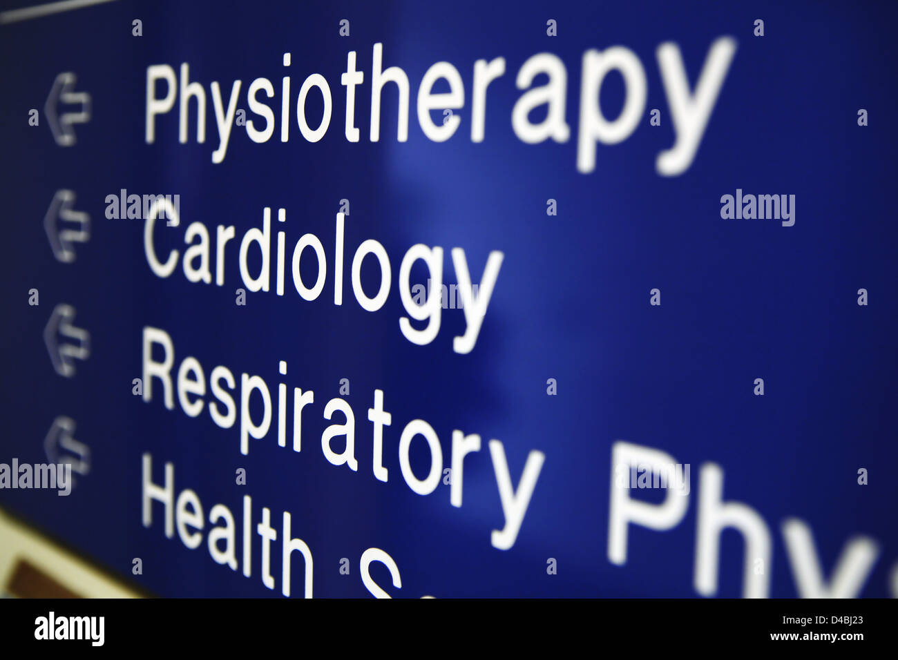 Hospital directional sign Stock Photo - Alamy