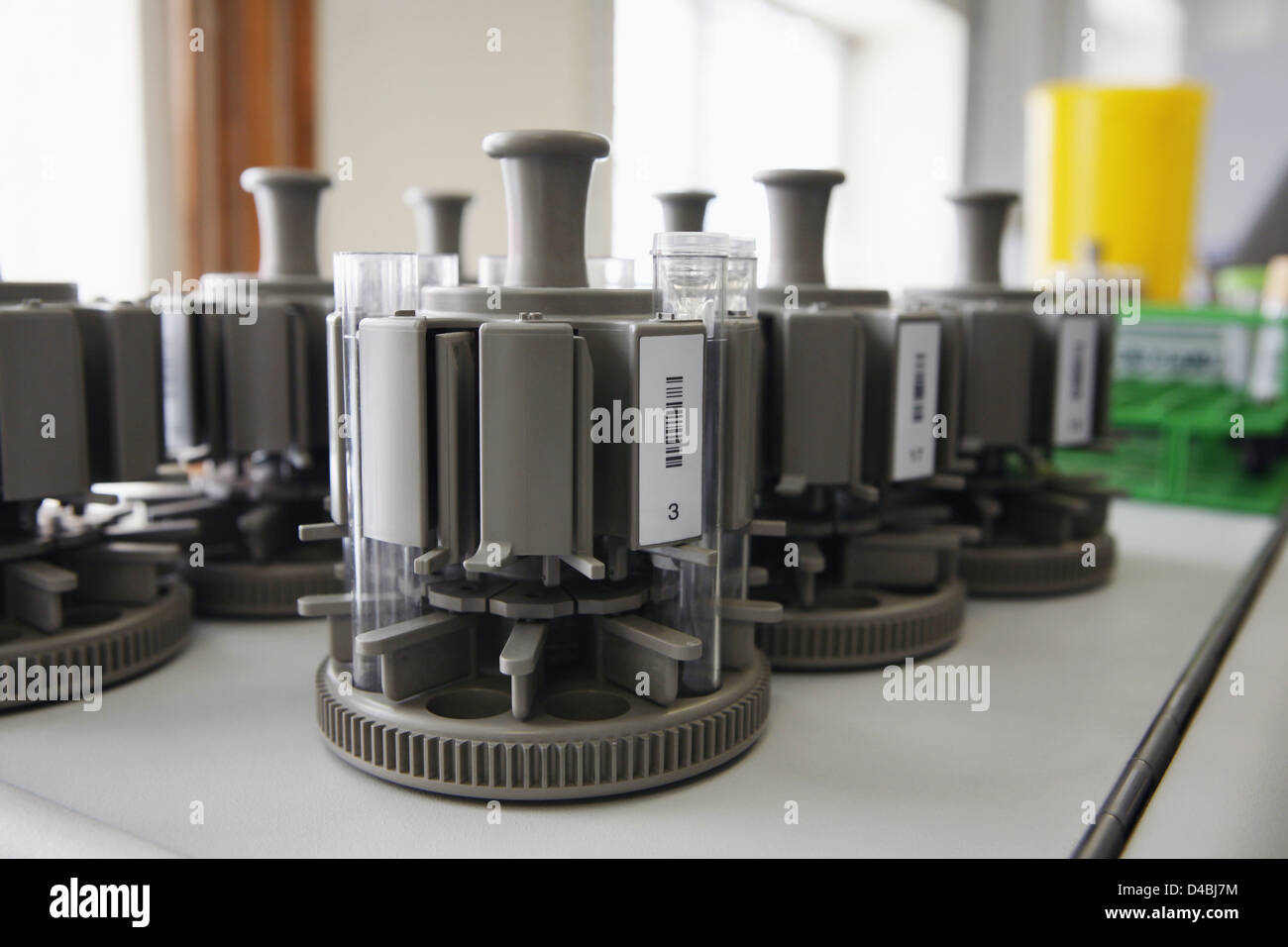 Centrifuge used to separate blood samples Stock Photo - Alamy