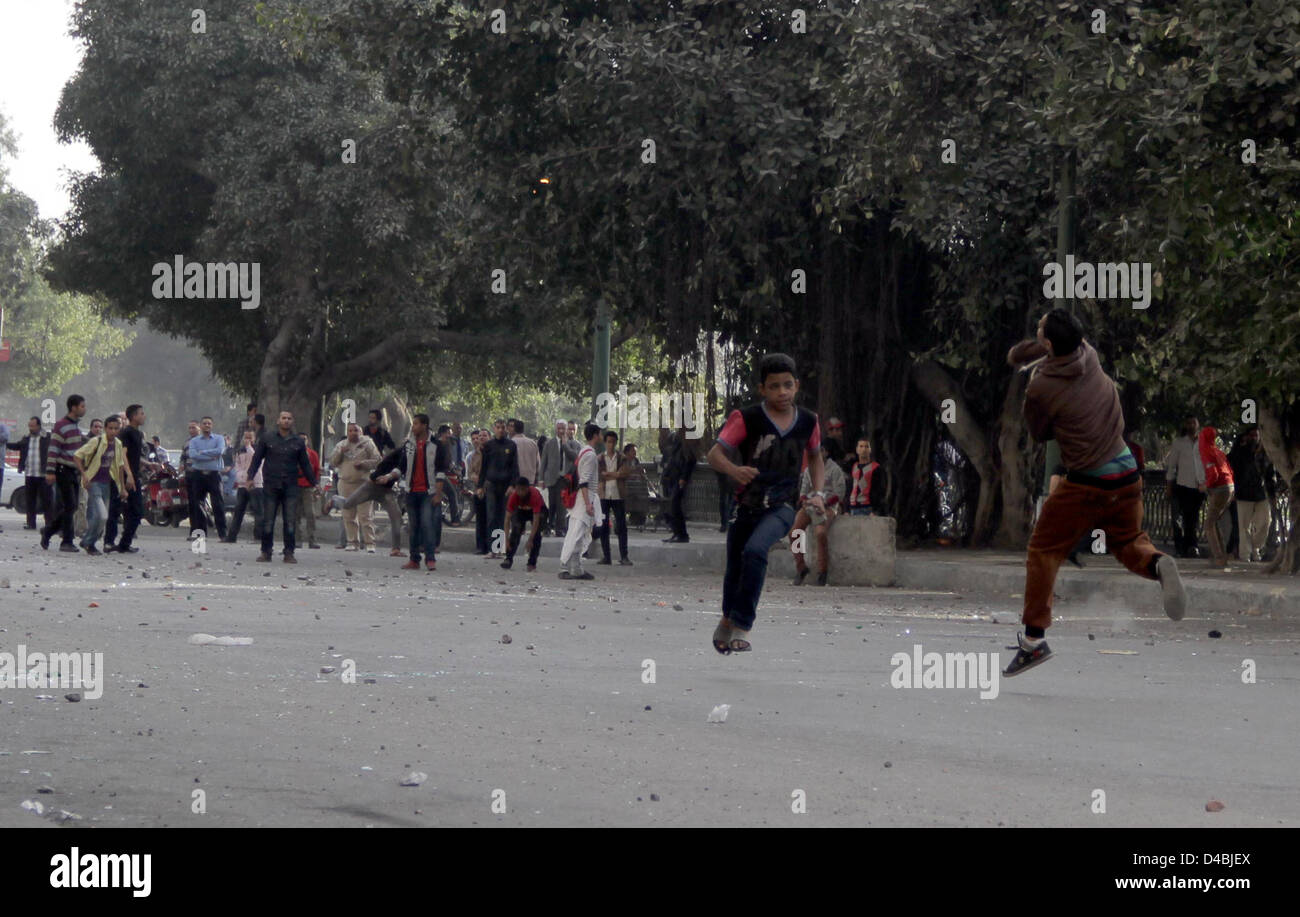 Egyptian traffic police hi-res stock photography and images - Alamy