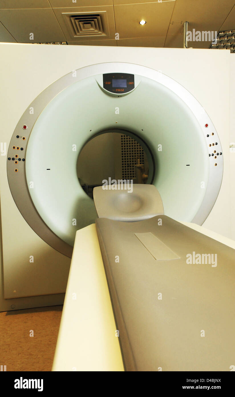 Computed tomography scanner Stock Photo - Alamy