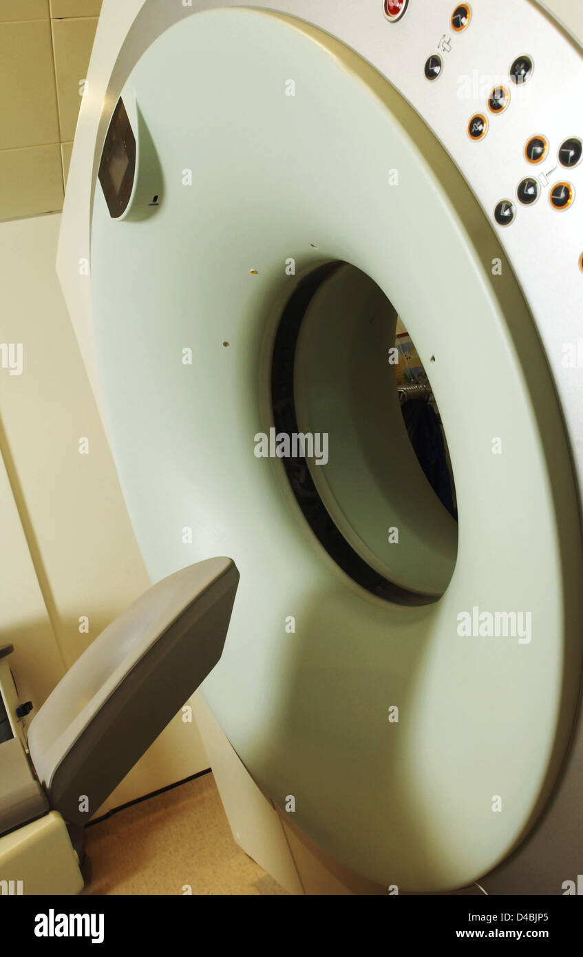 Computed tomography scanner Stock Photo - Alamy
