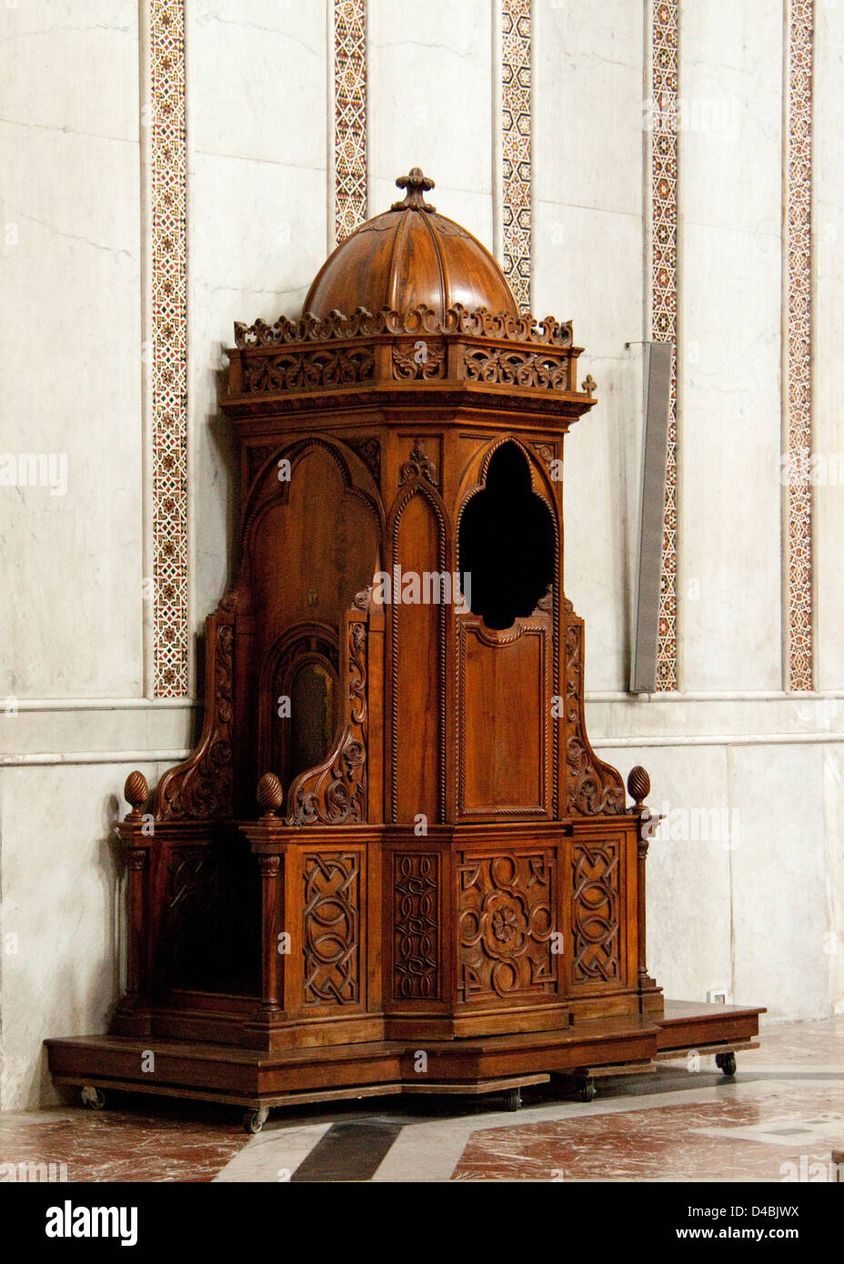 Confessional of a church hi-res stock photography and images - Alamy