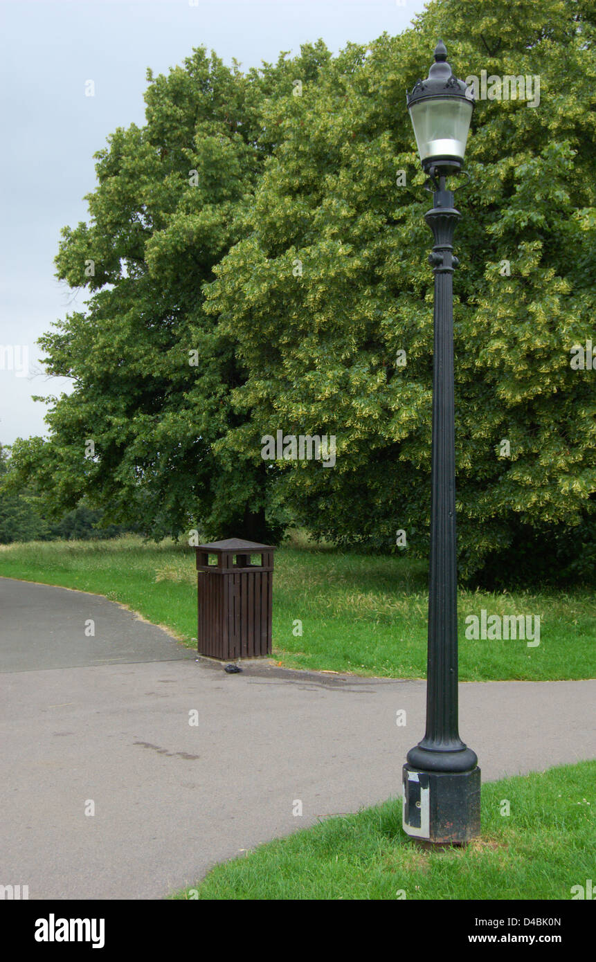 Lamp post at Primrose Hill in London, England Stock Photo - Alamy