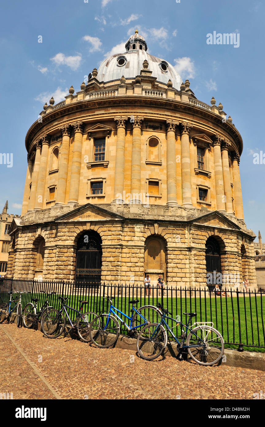 Radcliffe Camera Building, Oxford University, Oxfordshire, England ...