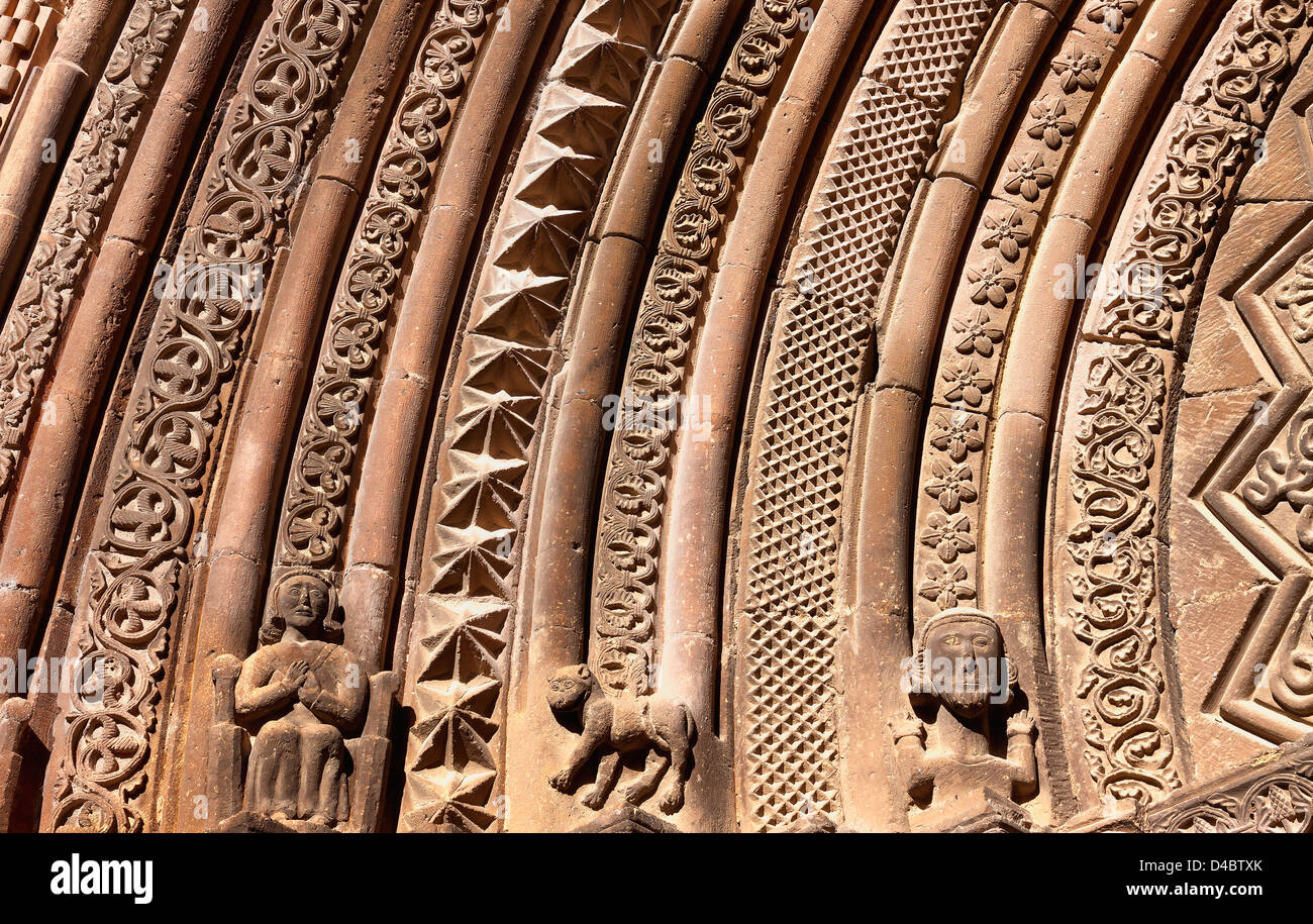 Romanesque Portico, Church of St. Roman, Cirauqui, Spain Stock Photo ...