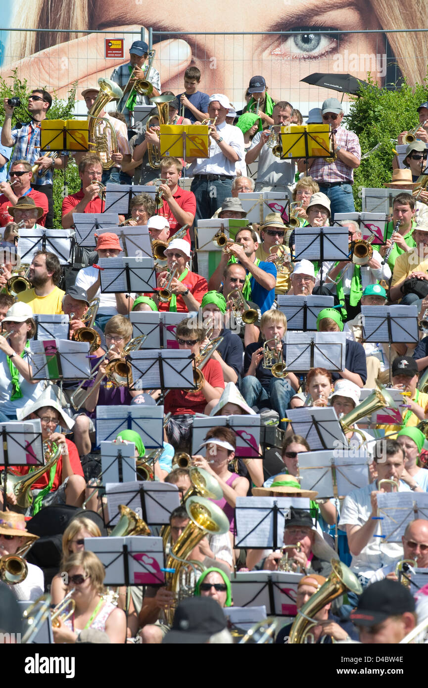 Church band hi-res stock photography and images - Alamy