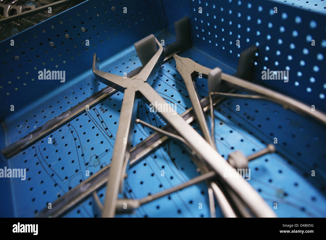 Surgical stainless steel hi-res stock photography and images - Alamy