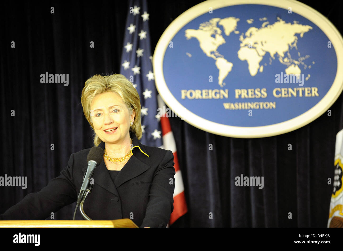 Secretary Clinton Marks Global Press Freedom Day at U.S. Foreign Press ...