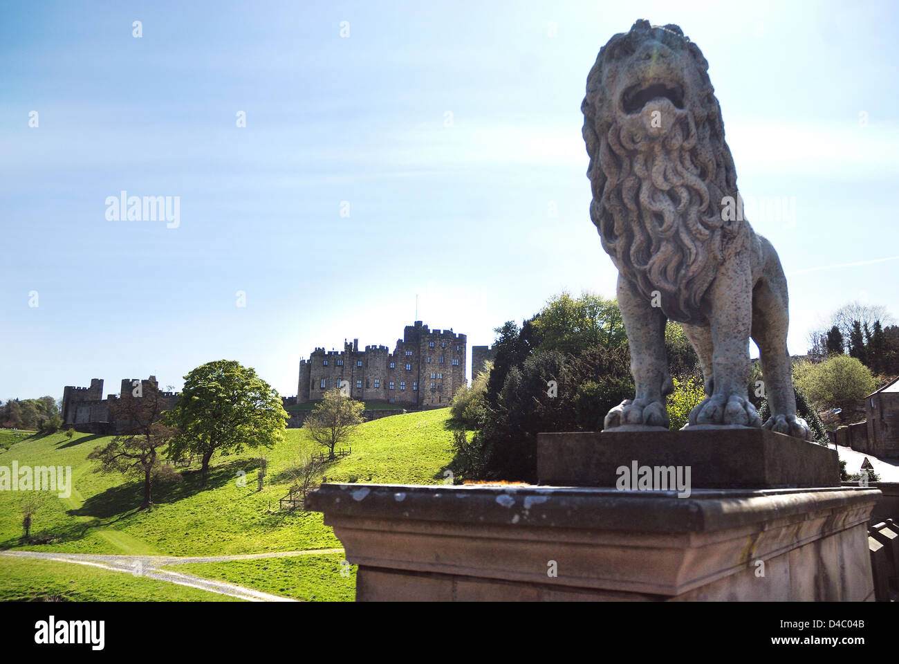 The Lion Bridge, Alnwick Castle Stock Photo - Alamy