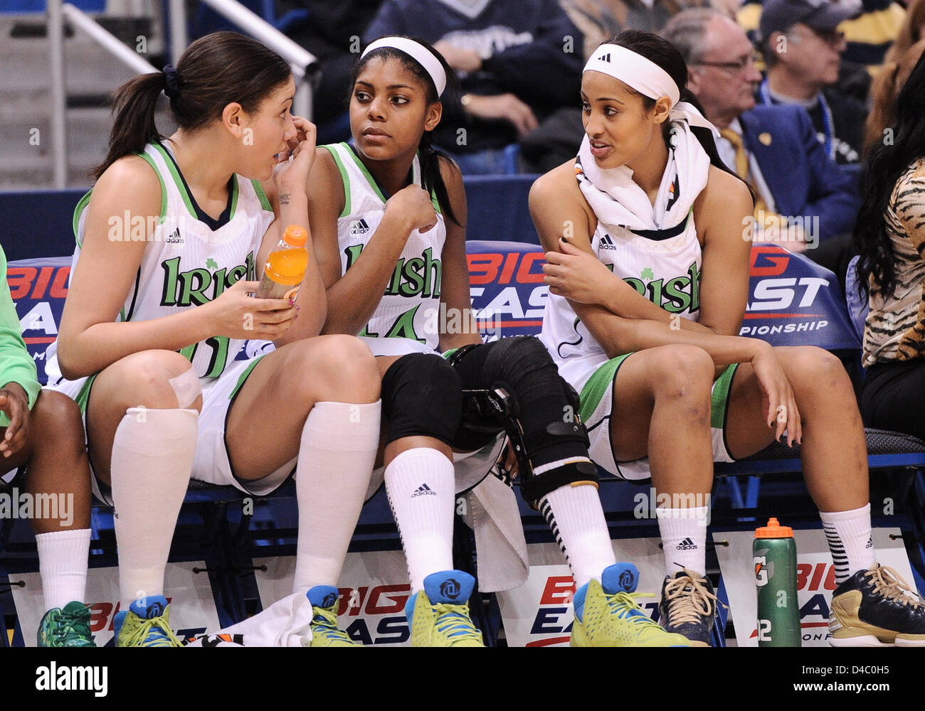 Notre dame womens basketball hi-res stock photography and images - Alamy