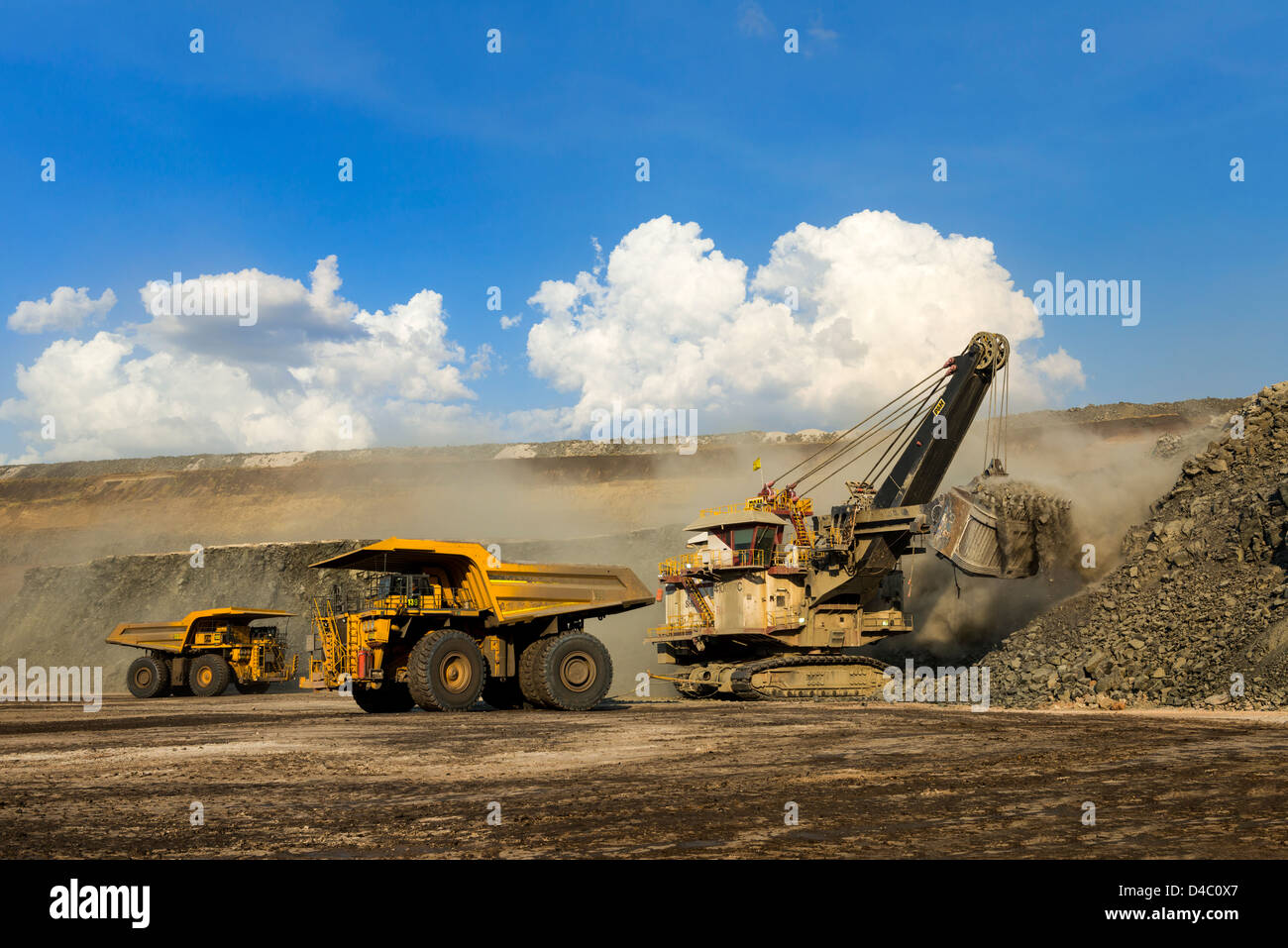 Loading coal mining dump truck hi-res stock photography and images - Alamy